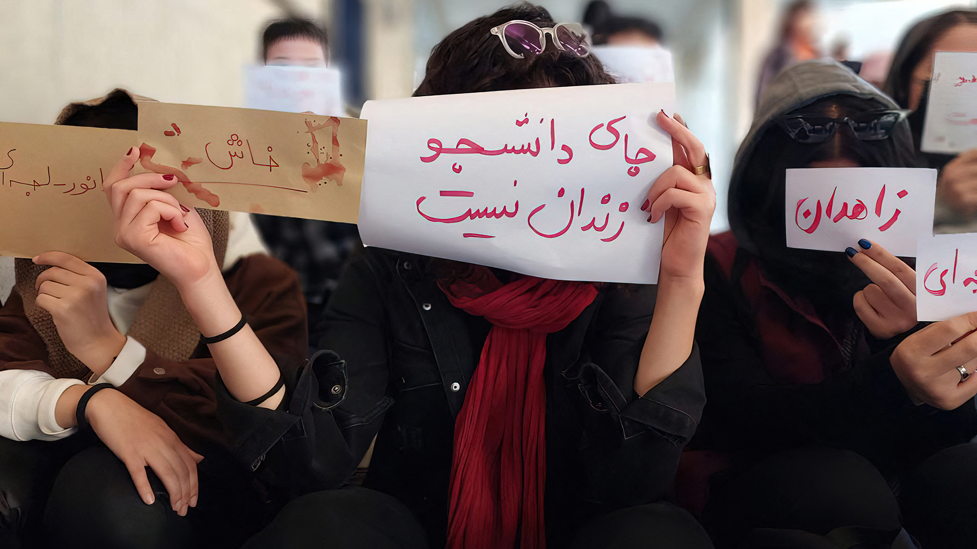 Iranian regime faces dilemma: ‘You can’t just block social media ...